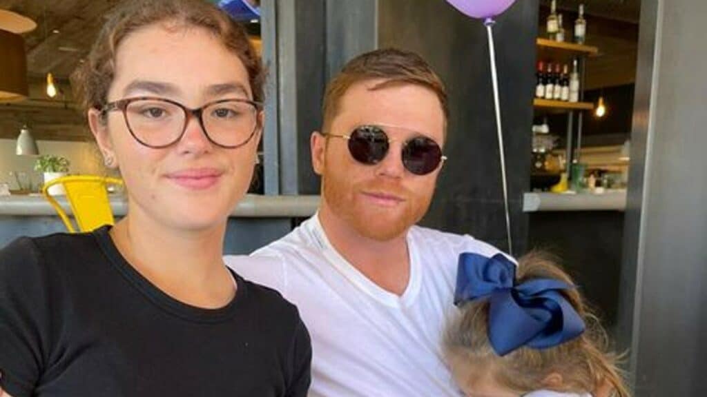 «No tenía ni para leche»: Emily Cinnamon, la hija del Canelo Álvarez ...